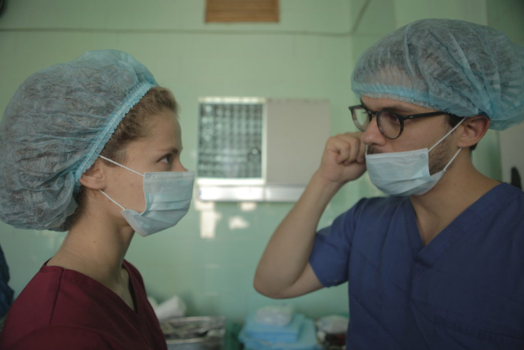 Razom announces a new program: The Co-Pilot Project – Neurosurgery ...